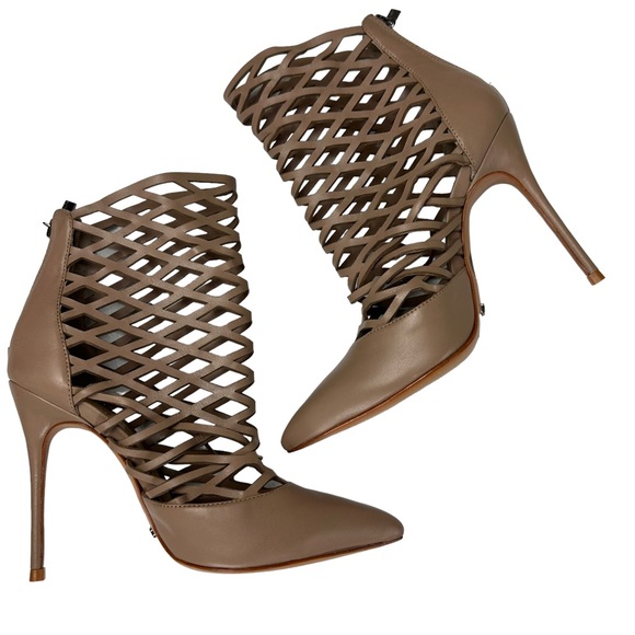 SCHUTZ | Shoes | Nwt Schutz Rocky Pumps Cage Lattice Stiletto Heels 5 ...